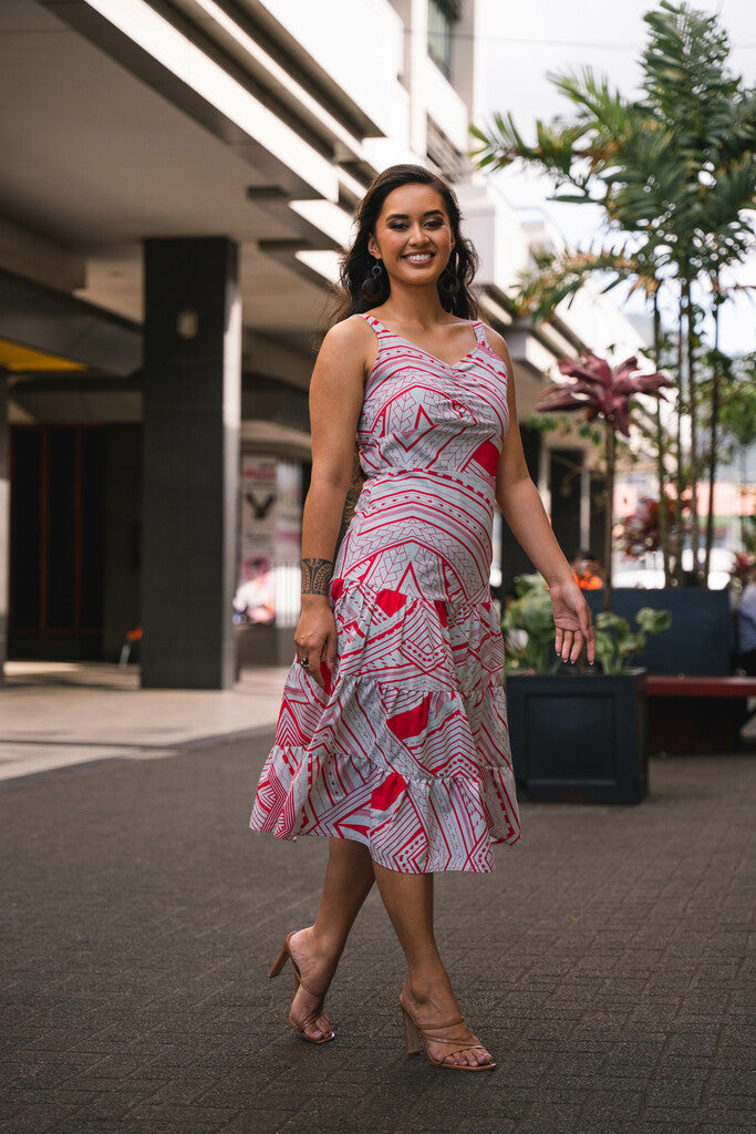 Eveni Pacific Ladies Kylie Dress - Ken Pink – EveniPacific